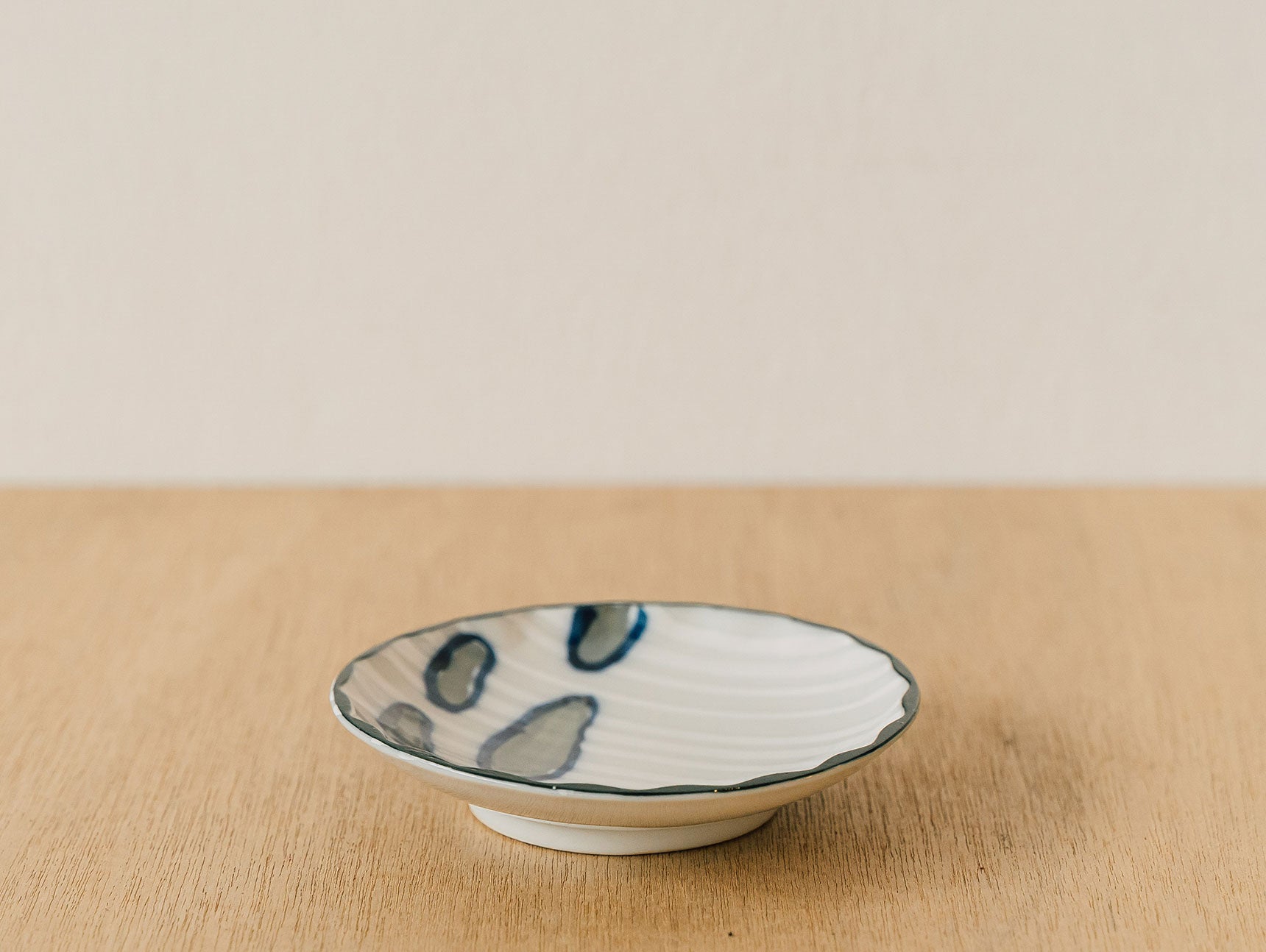 Vintage Small Plates – Aa Furniture